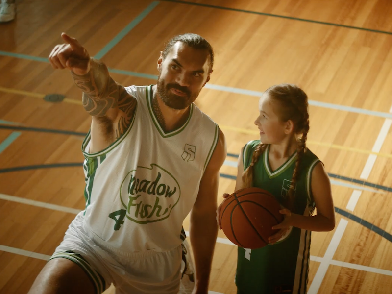 Steven Adams takes Meadow Fresh milk to new heights - stoppress.co.nz