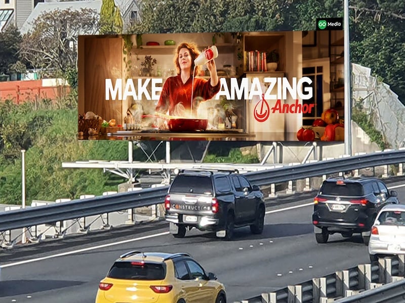 Go Media celebrates its growth: 120 billboards and new locations ...