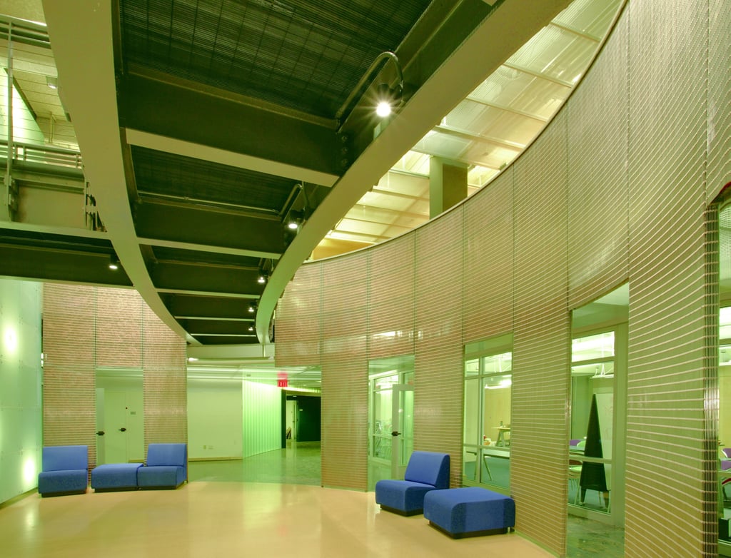 Metal fabrics: Wall, balustrade, fall guard protection