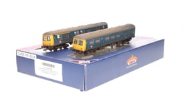 31-325 Bachmann OO Gauge Class 105 Two Car DMU BR Blue With Yellow Ends ...