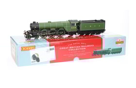 R3073 Hornby OO Gauge Class A1 4-6-2 Royal Lancer 4476 LNER Apple Green ...