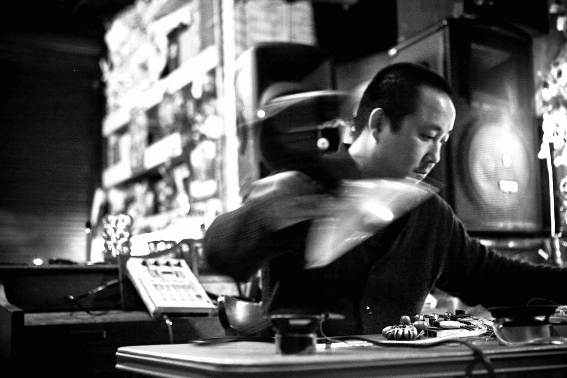 Radio Enemy: Experimental Musician Yan Jun Digs Into His Dakou Collect