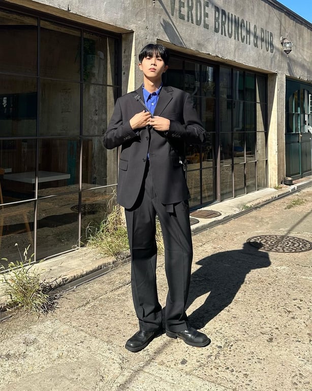 @jaeb_yeee님의 비즈니스캐주얼 스타일 | 크리에이터 룩북은 온더룩