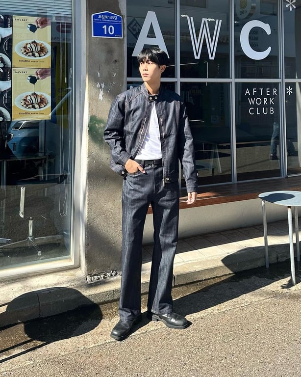 @jaeb_yeee님의 미니멀 스타일 | 크리에이터 룩북은 온더룩