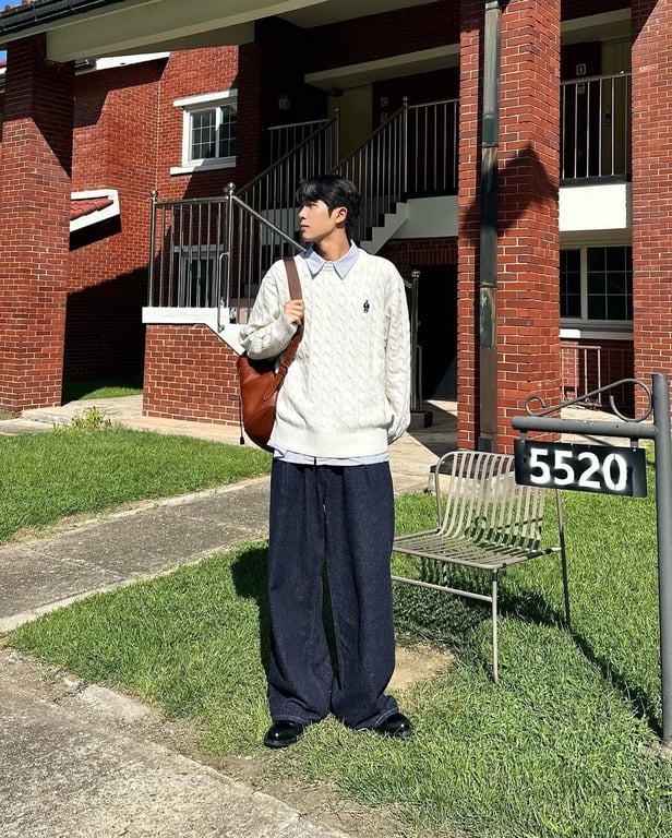 @jaeb_yeee님의 모던캐주얼 스타일 | 크리에이터 룩북은 온더룩