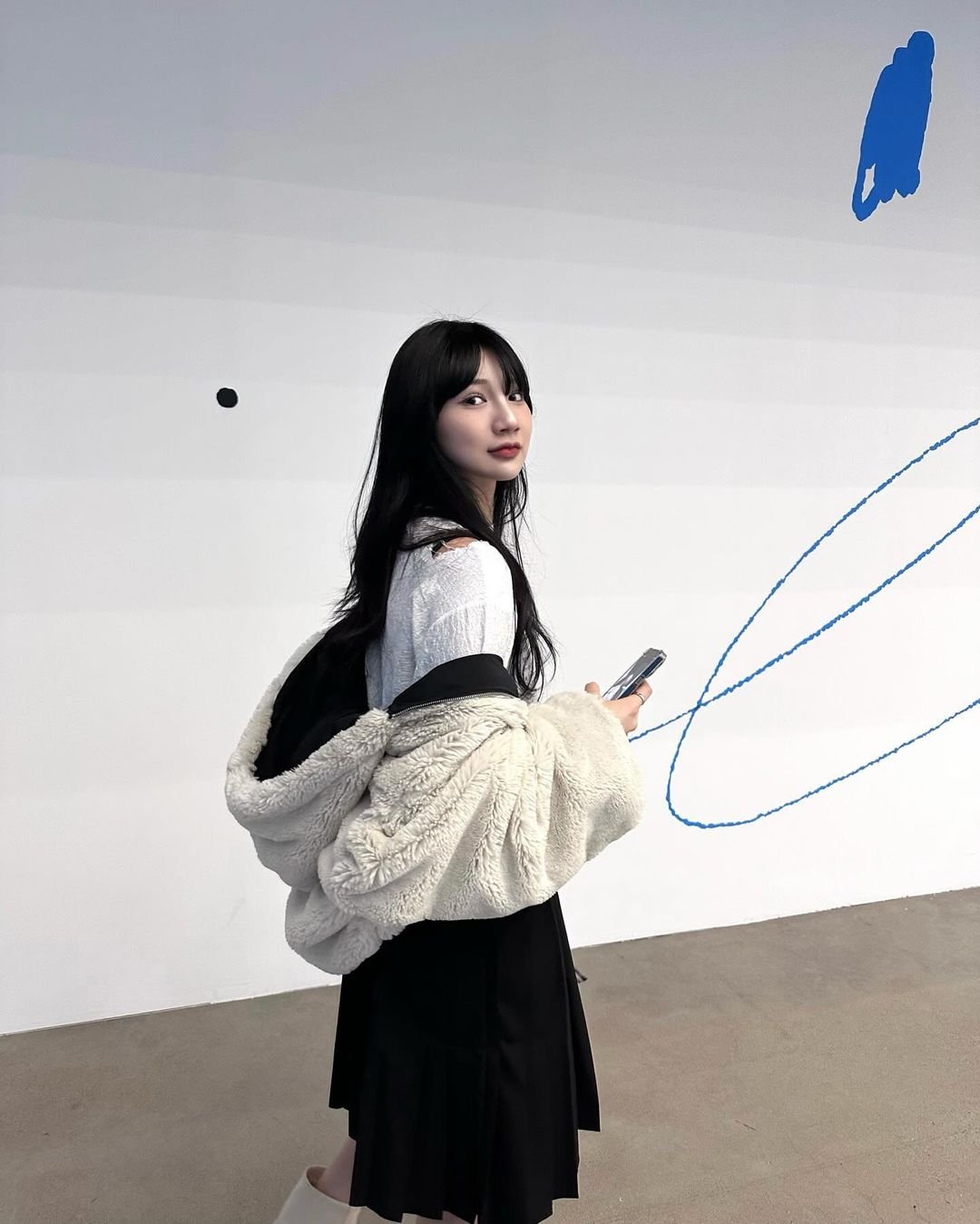 @ouuo.ouuo.ouuo님의 미니멀 스타일 | 크리에이터 룩북은 온더룩