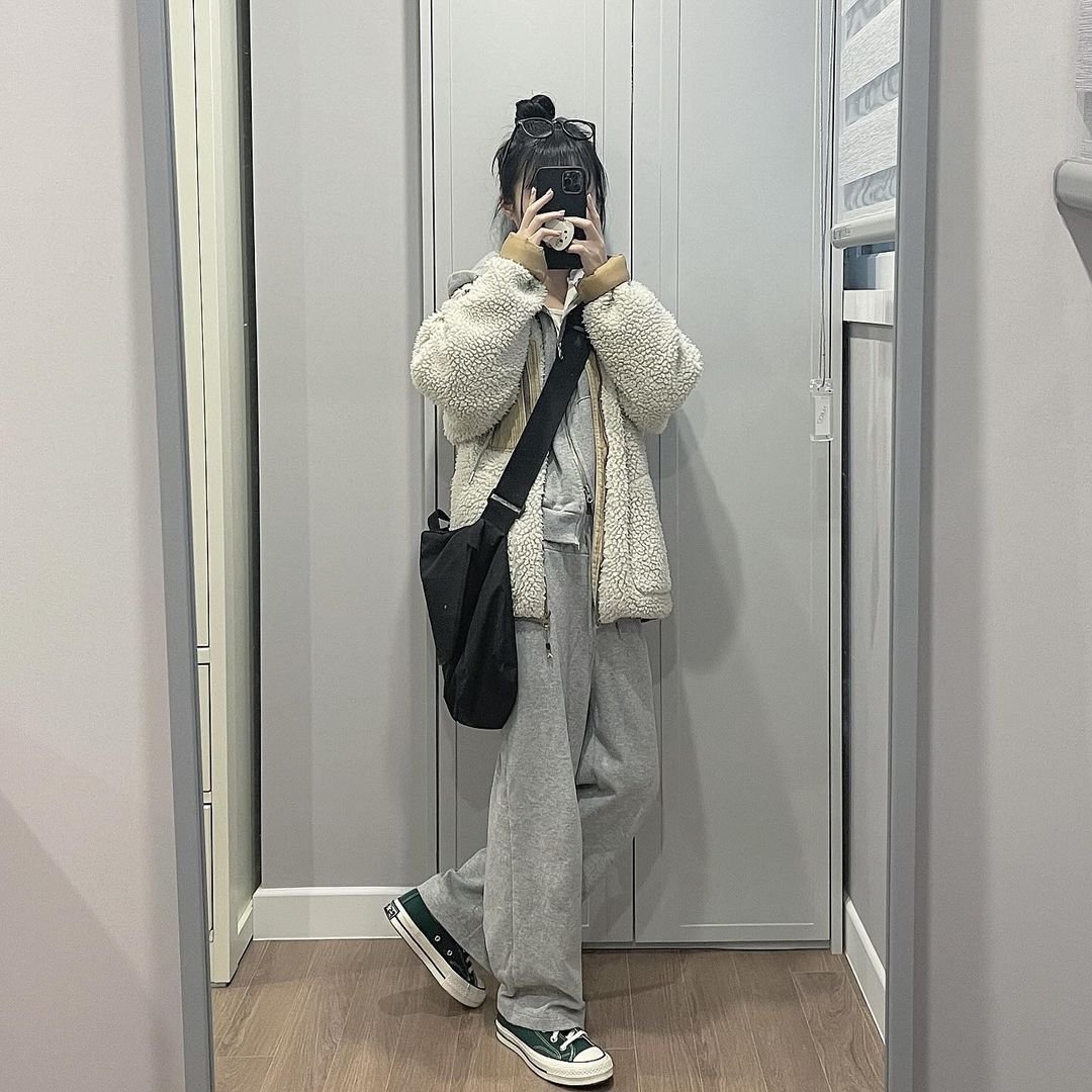 @jer._.y150님의 데일리 스타일 | 크리에이터 룩북은 온더룩