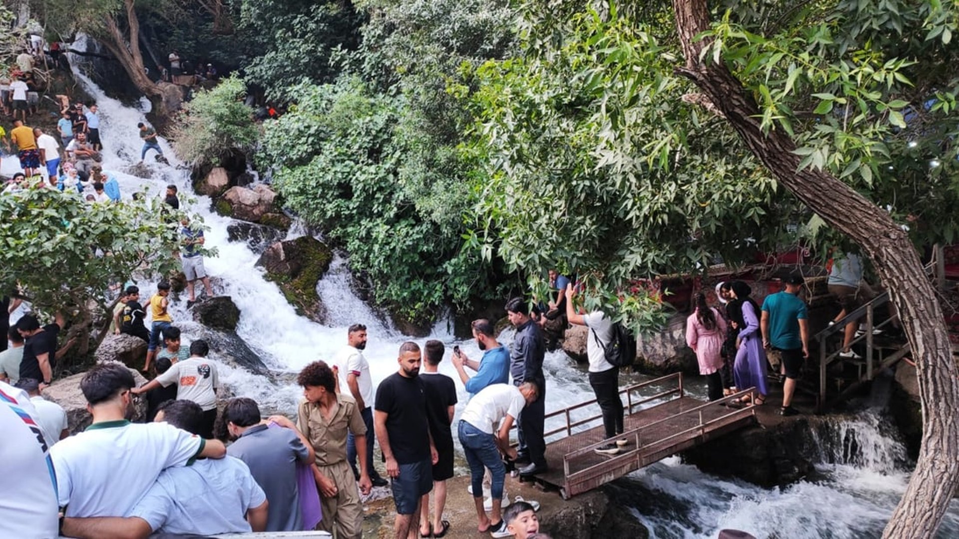 Halabja welcomes nearly 85,000 tourists during holiday » 964media