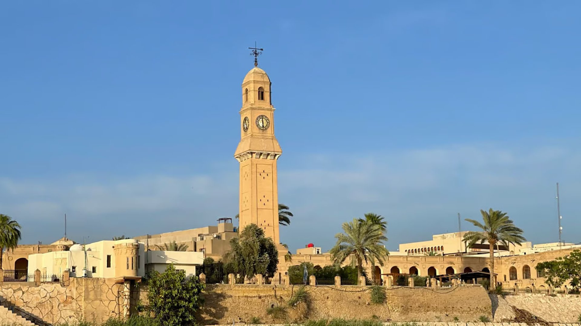 Clerics role debated in bill for Iraq’s federal supreme court » 964media