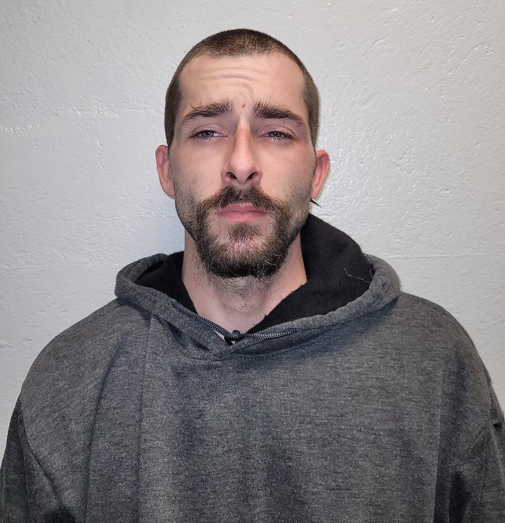 Newport Police Arrest And Charge Man With Burglary At U S Department