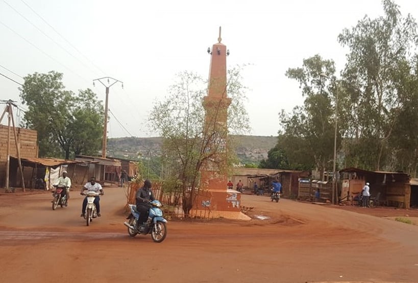 Mali Actu - Dr Simaga, un médecin salué par la société civile pour sa ...