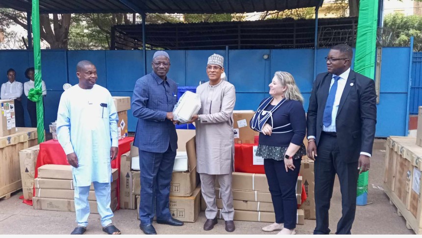 Dioïla et Kadiolo : Des centres de santé de référence équipés pour ...