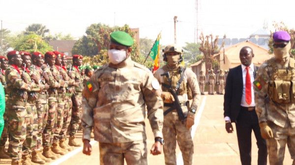 Mali : 63è anniversaire de l'armée malienne - Le président de l'État ...