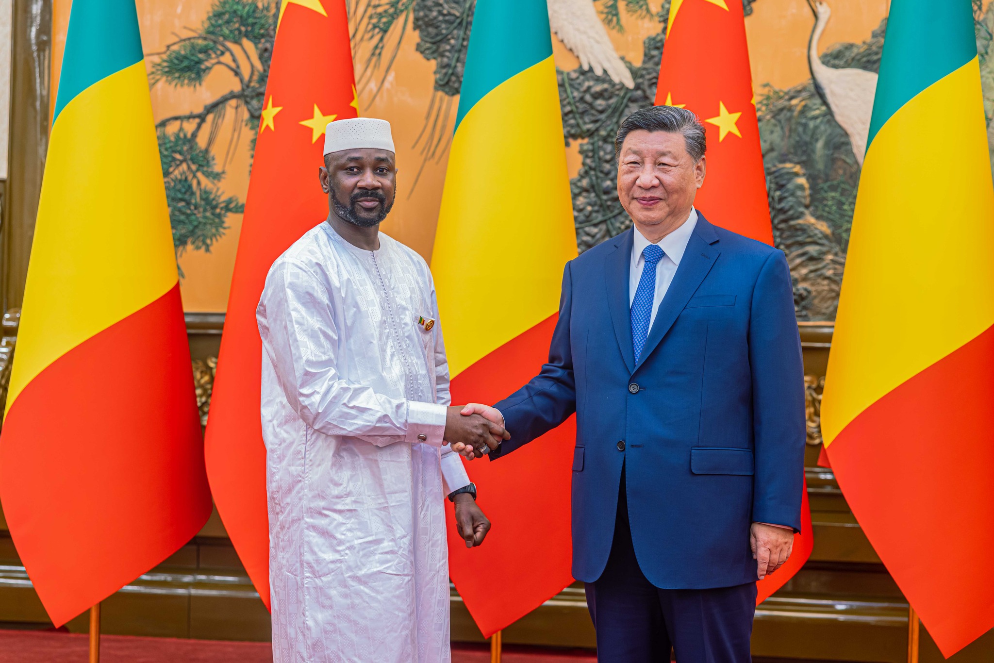 Rencontre bilatérale : Assimi GOÏTA et Xi JINPING saluent l’amitié ...