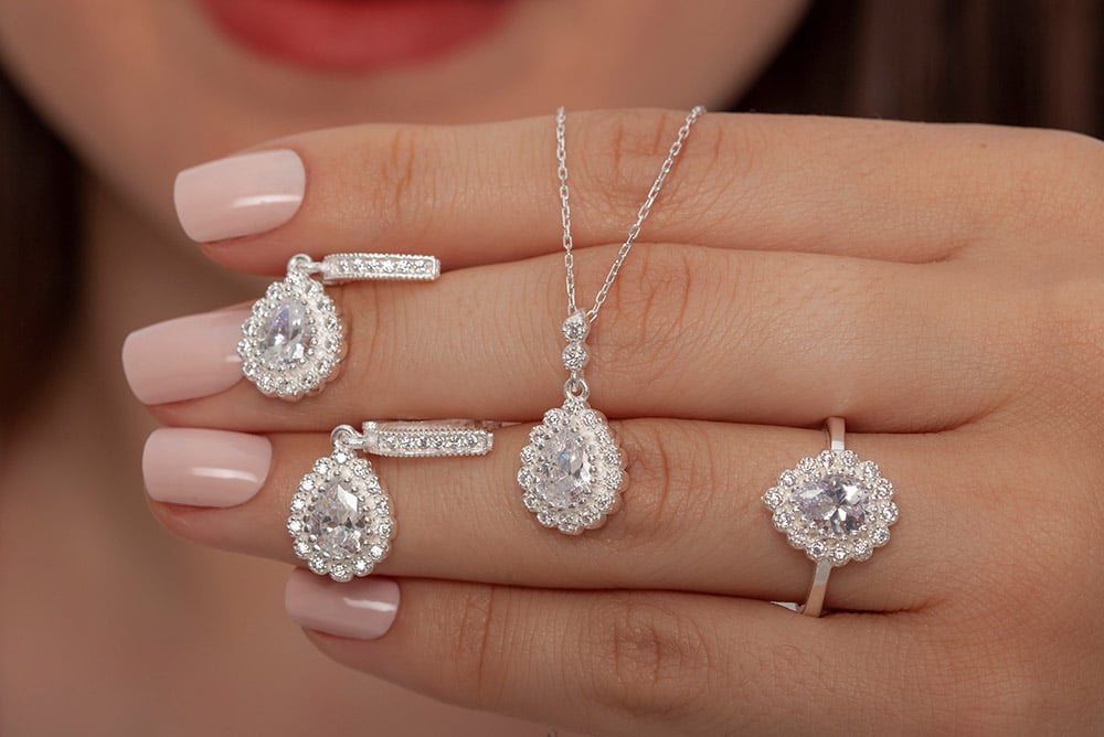 Custom Moissanite Jewelry Philadelphia, PA - Venazia Jewelry