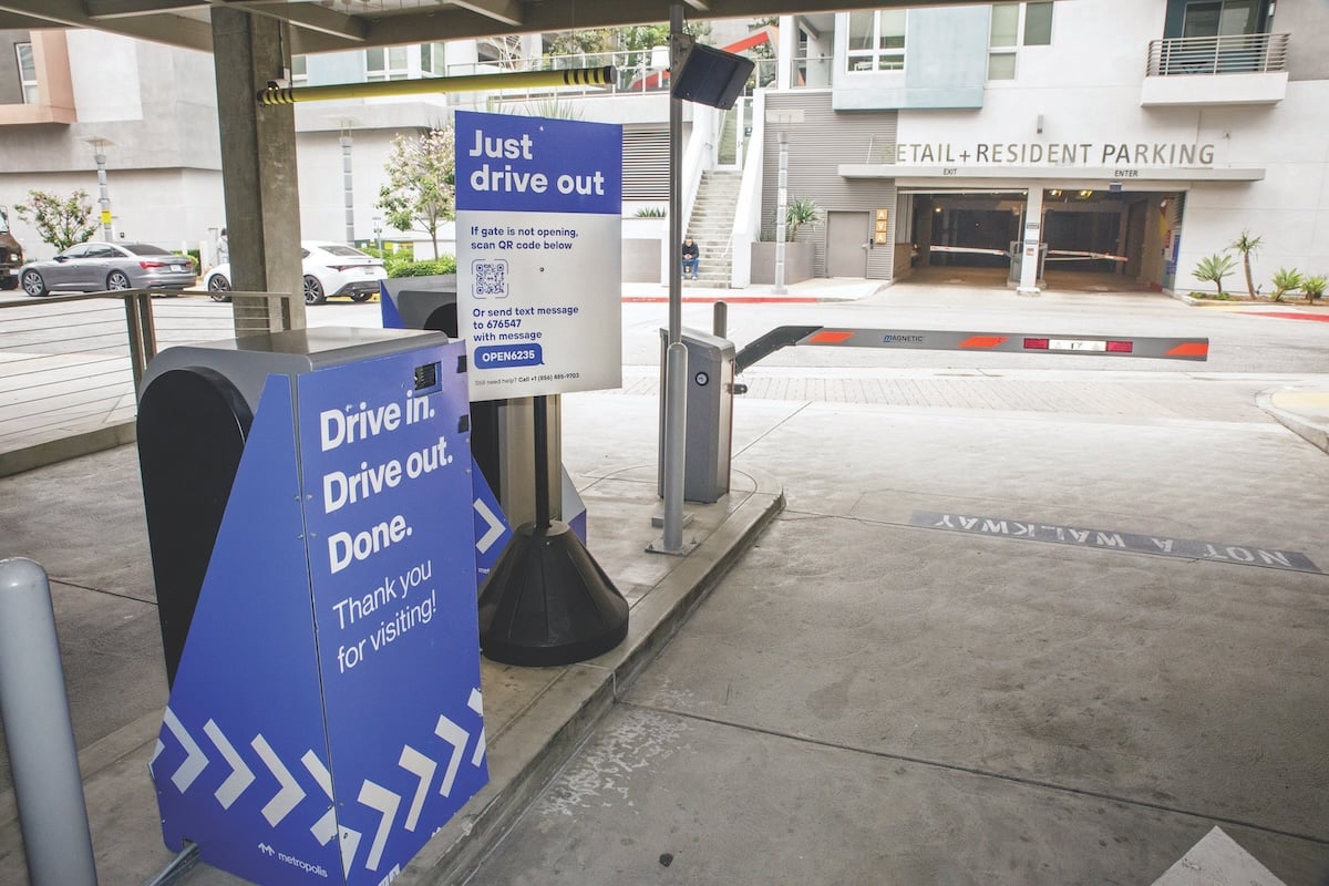 Metropolis, Eyeing Growth, Closes $1.5B Deal for Parking Company - Los ...