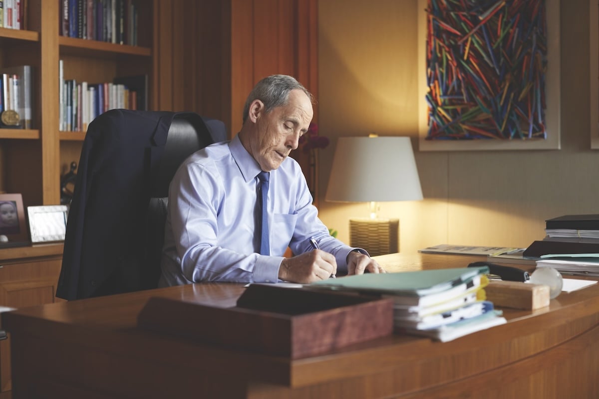 Cedars-Sinai's Priselac Announces Retirement - Los Angeles Business Journal