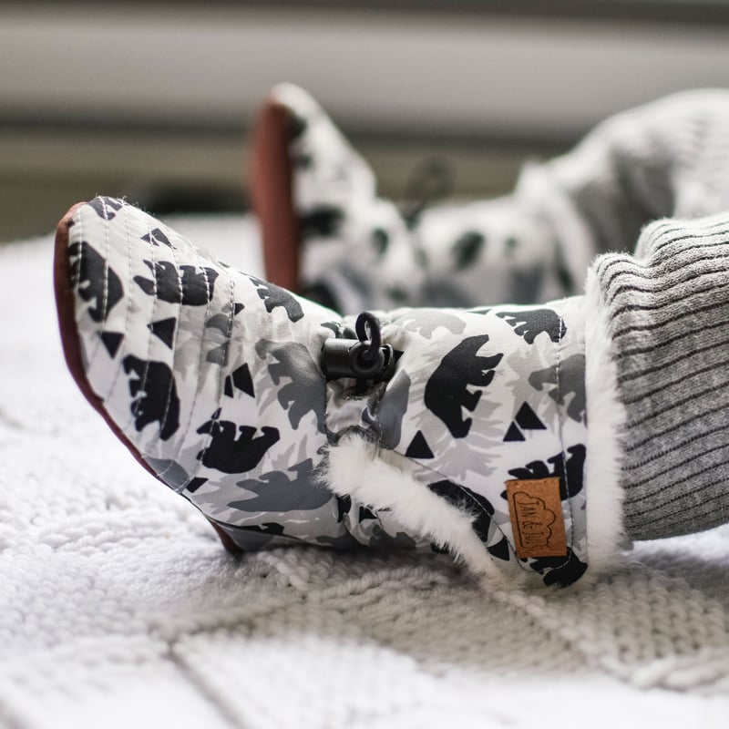 Baby Stay-Put Winter Booties | Prairie Flowers Soft Soles | Jan & Jul