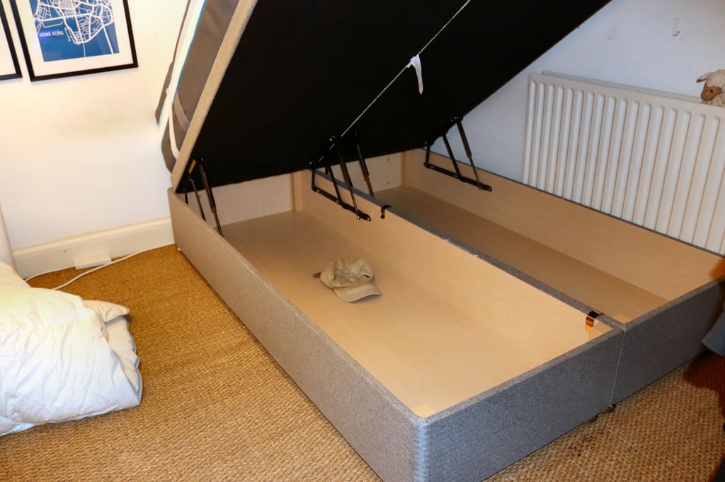 Simba Ludlow Ottoman Bed using EMFIT Smart Bed Sensor