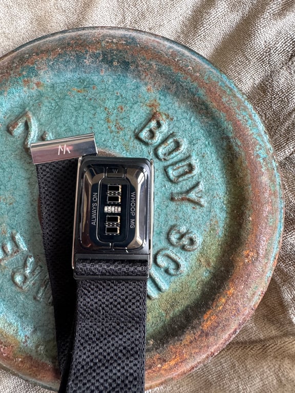 WHOOP 4.0 vs WHOOP 5.0 – Sensor Architecture Changes (Detailed ...