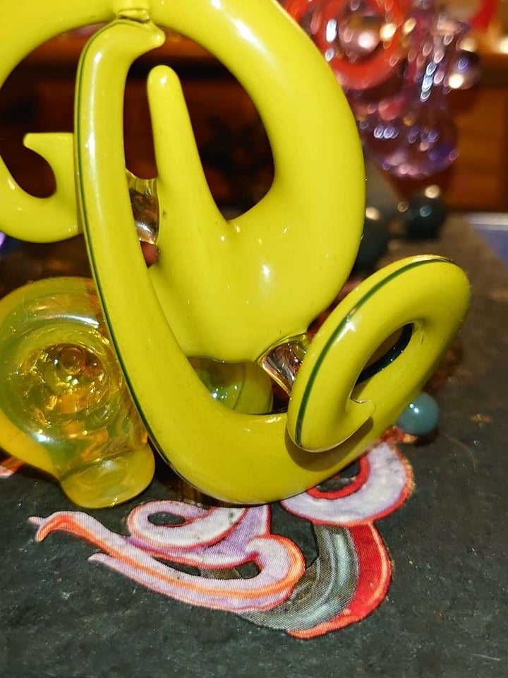 Letter "B". Graffiti pipe | GlassPass