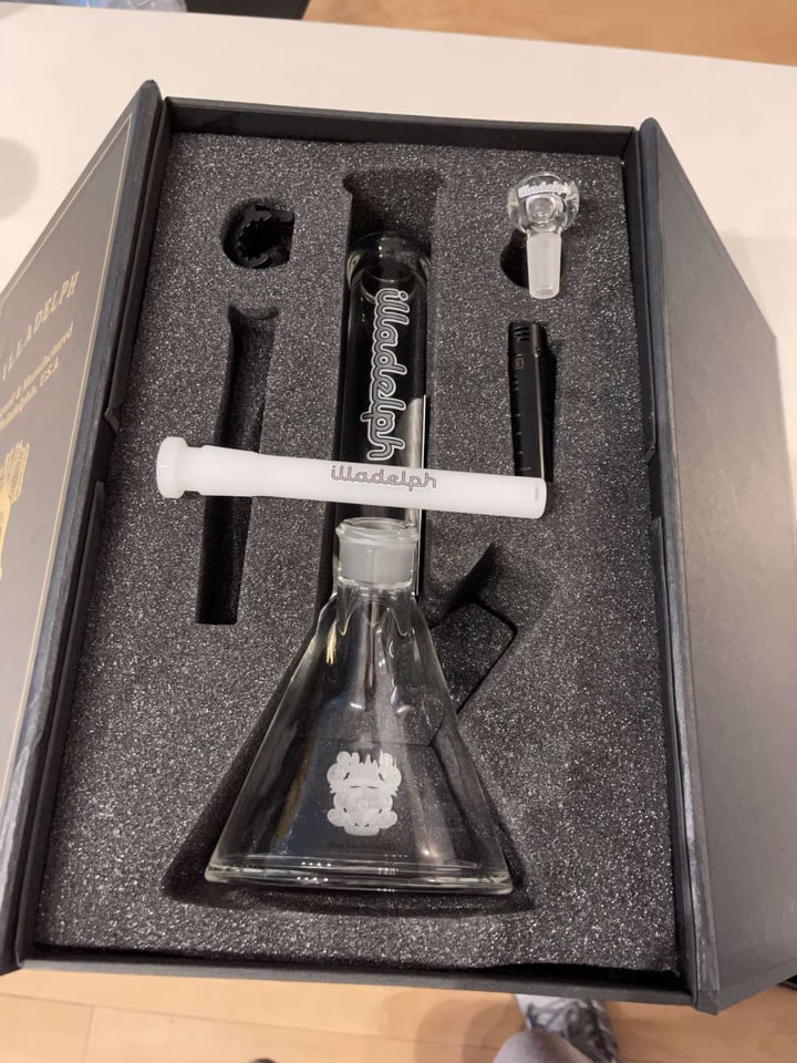 Brand New Grey Illadelph Micro Beaker | GlassPass
