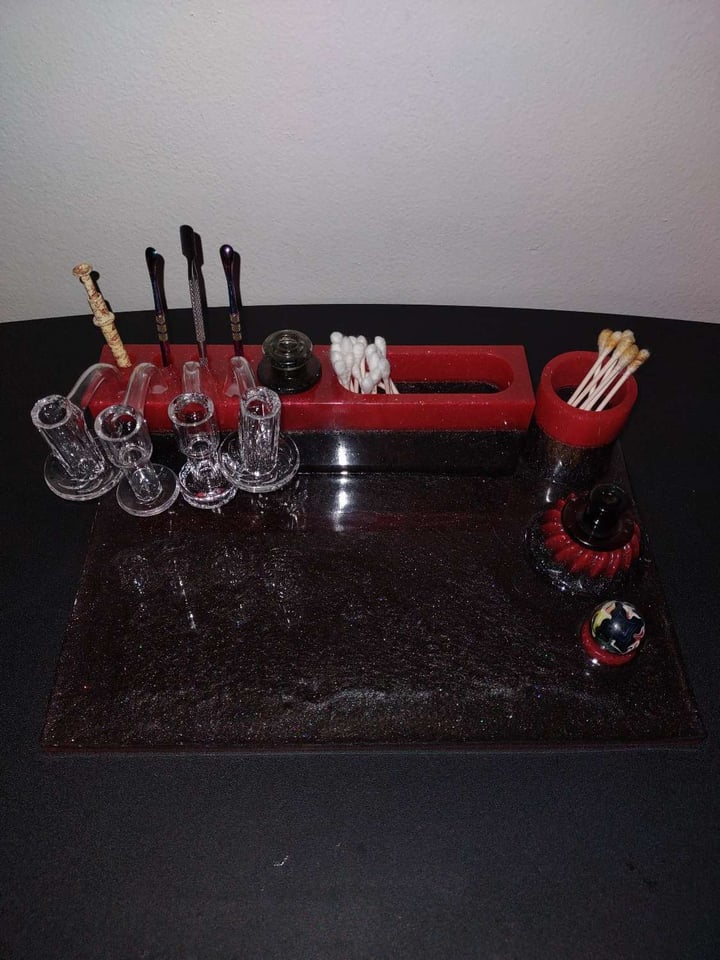 Dab Station | Shop Trays on GlassPass