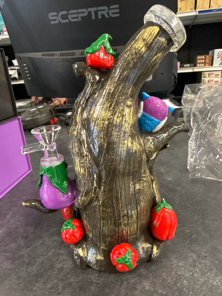Tree bong design | GlassPass