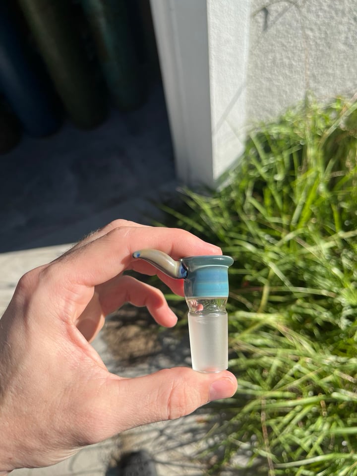 Blue Moon 18mm 4 hole slide | Shop Slides on GlassPass