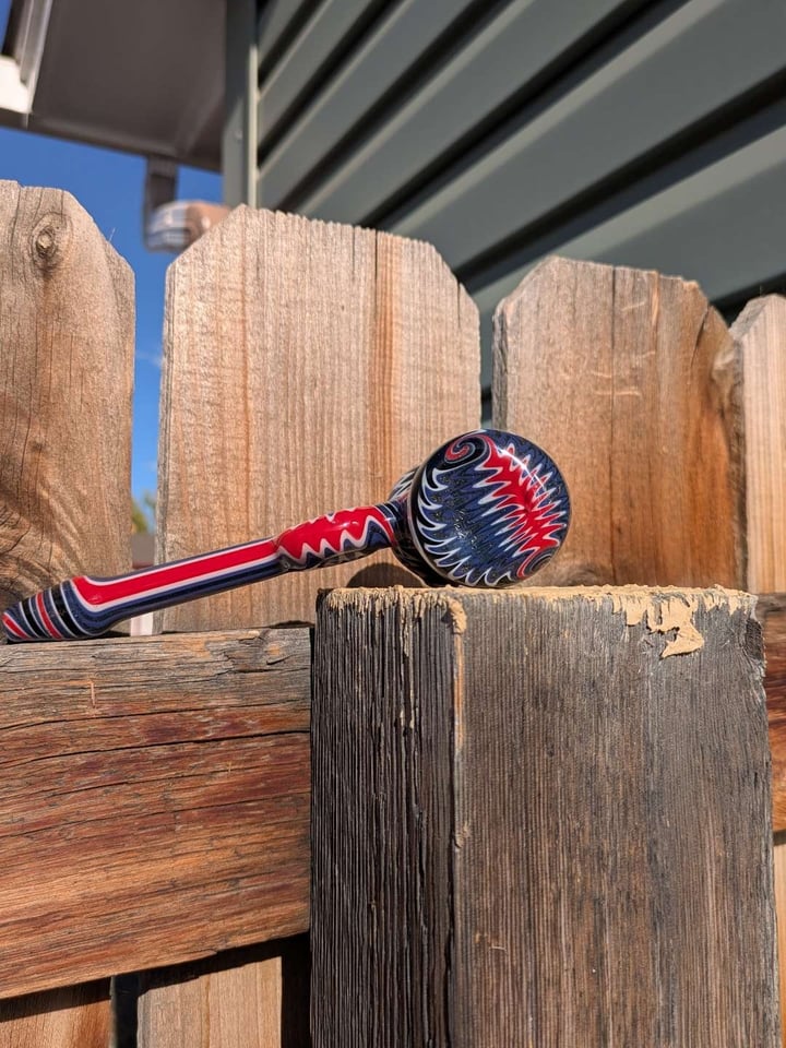 Demo Donut Hammer | Shop Hammer Pipes on GlassPass