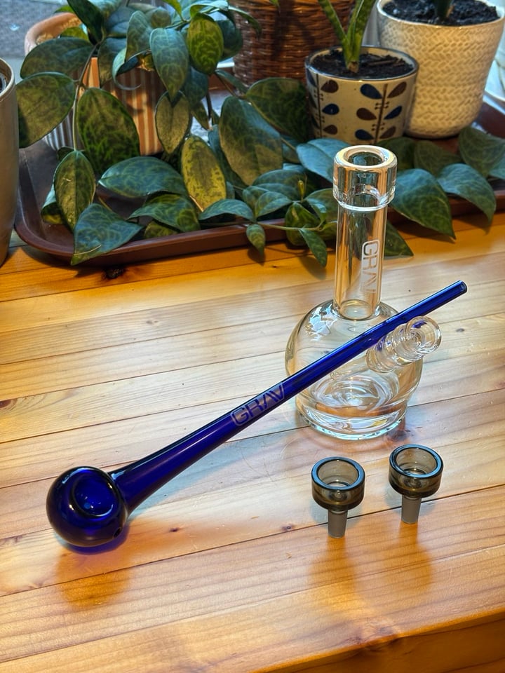 Grav collection bubbler + g... | Shop Grav Labs on GlassPass