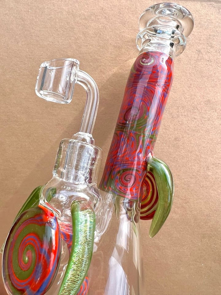 🆕 Seasonal Piece 🍃 | Shop Bongs on GlassPass