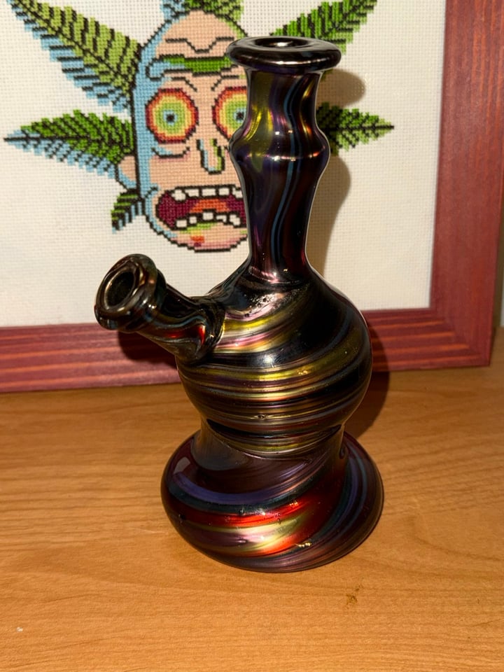 Zebra Gum UV Electrum Rig | Shop Heady Rigs on GlassPass
