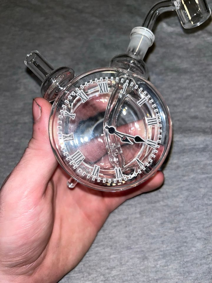 420 Clock Rig | Shop Rigs on GlassPass