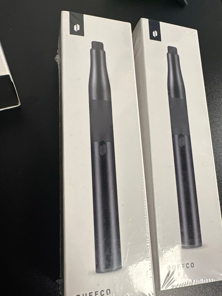 Puffco Plus Pen Onyx | Shop Puffco Accessories on GlassPass