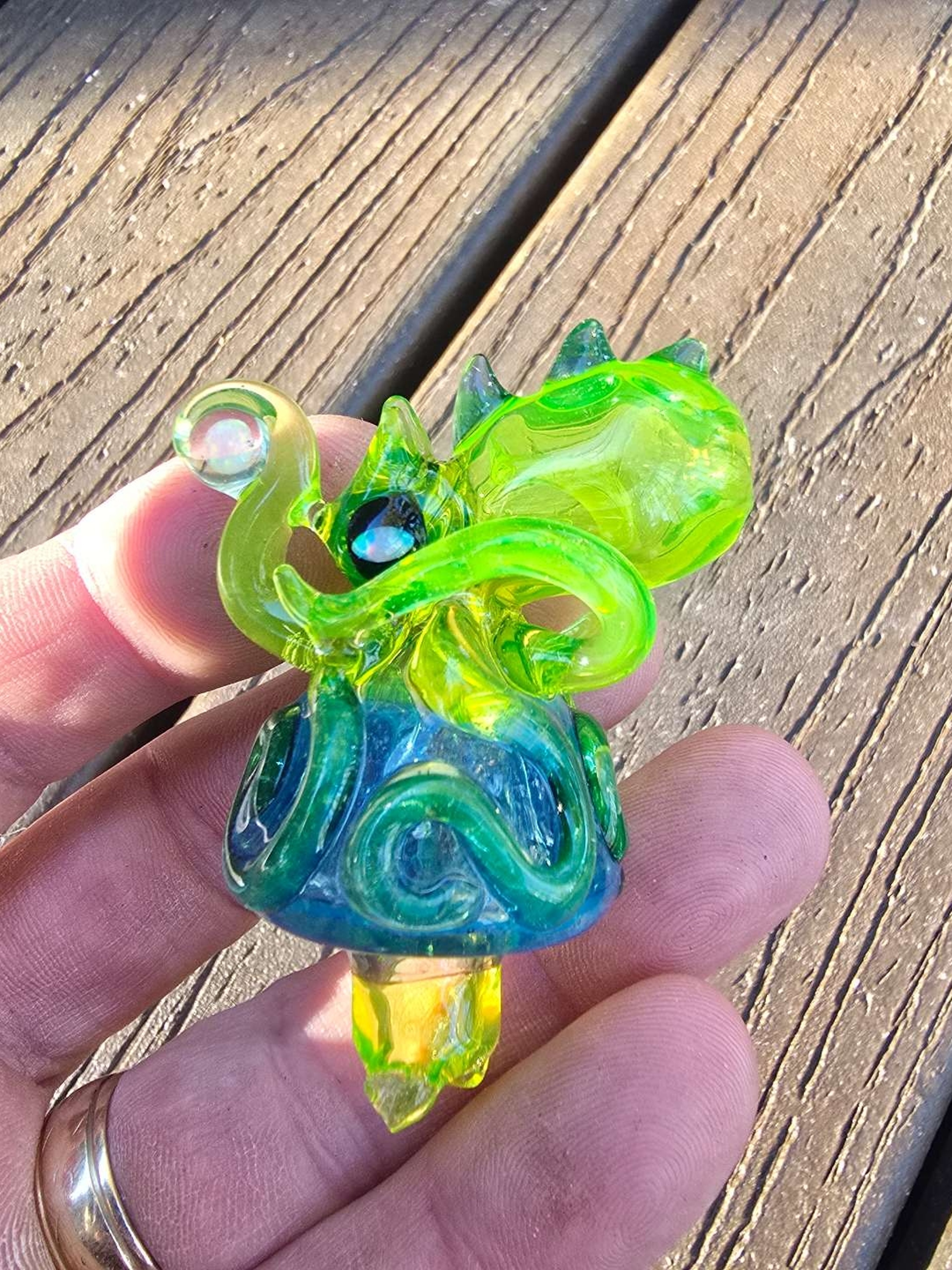 Crushed opal iv octopus sp... | Shop Mako Glass on GlassPass