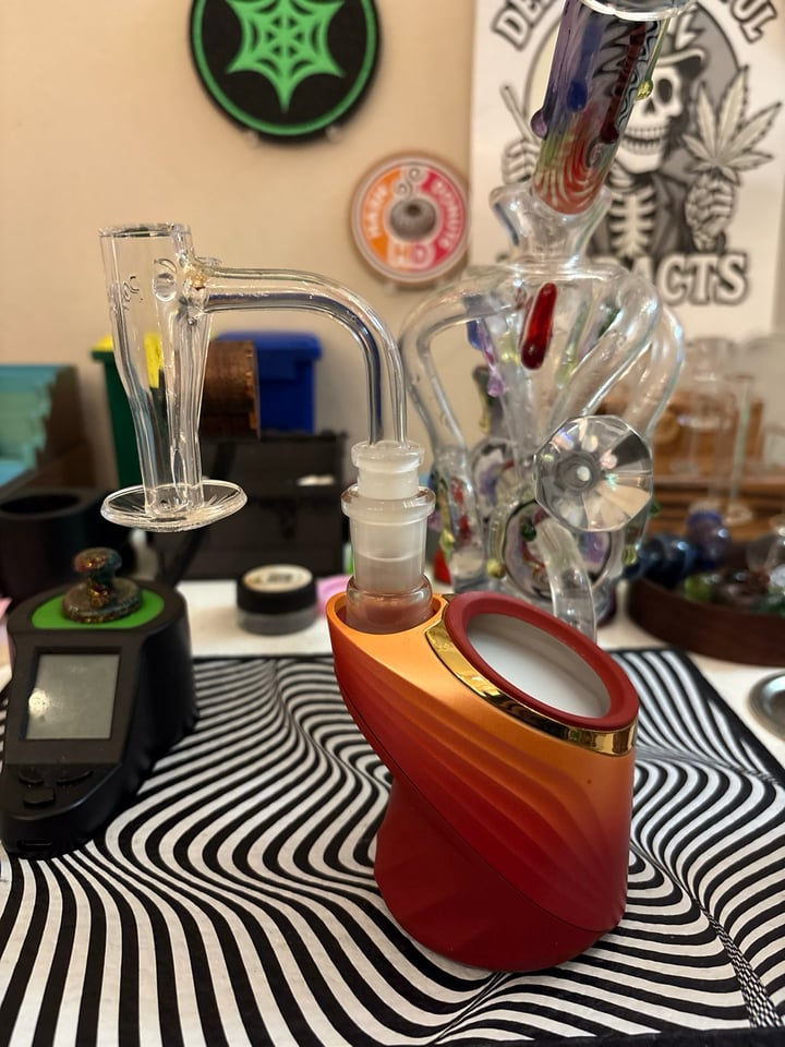 Zack Harrison Puffco Pe... | Shop Zach Harrison on GlassPass