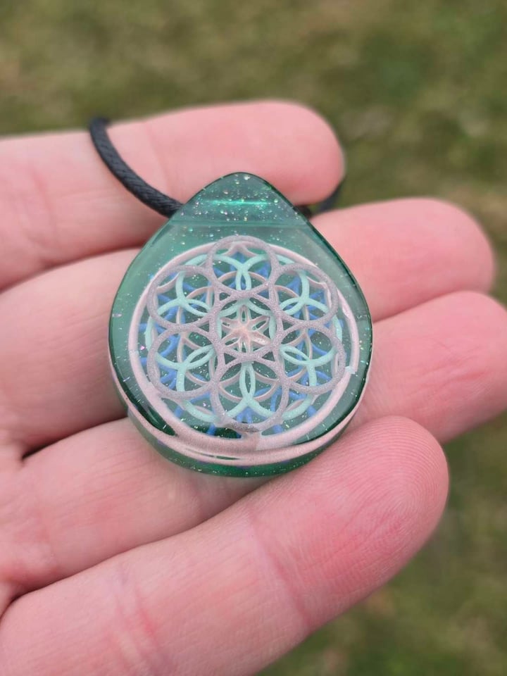 Flower of Life Layered Gl... | Shop DarkeVitrum on GlassPass