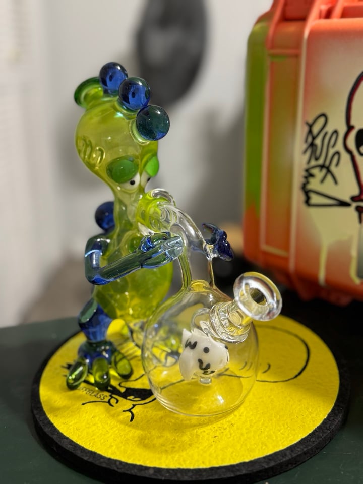 Puffglass Roger rig for sale! | Shop Puff Glass on GlassPass