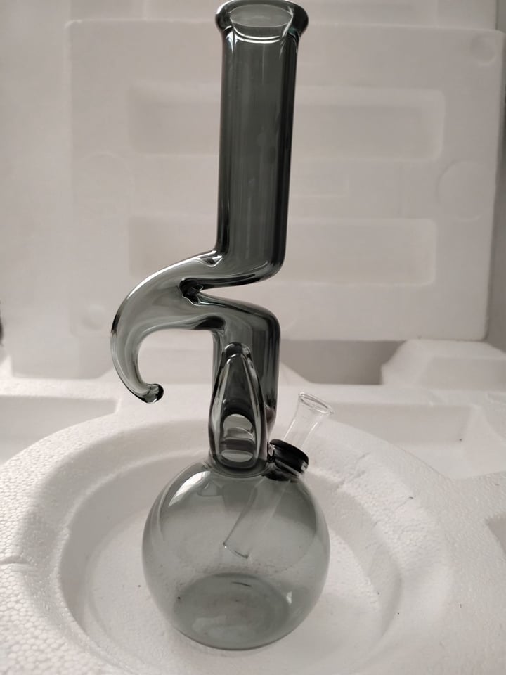 Smoke 💨 | Shop Round Bottoms on GlassPass