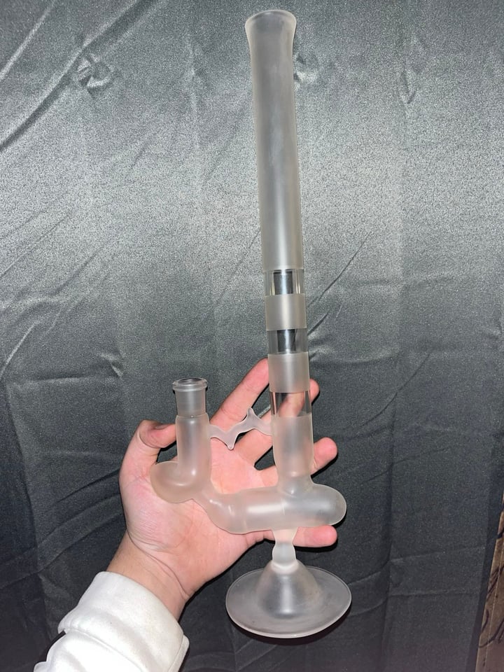 Dood data’s First inline | Shop Straight Tubes on GlassPass