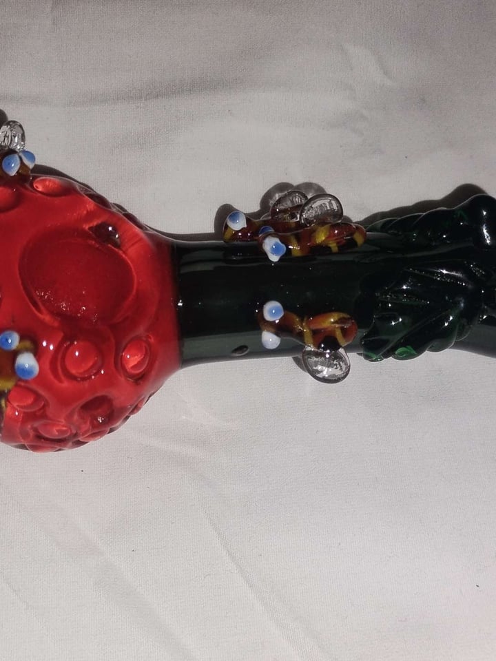 Red hive | Shop Spoons on GlassPass