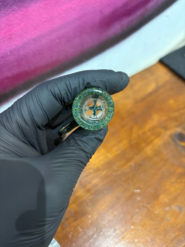 18mm 4 hole latti slide | Shop Slides on GlassPass