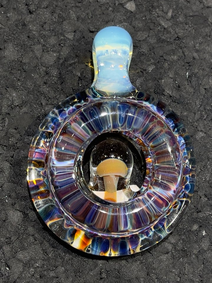 Erin Cartee Pendy | Shop Erin Cartee on GlassPass