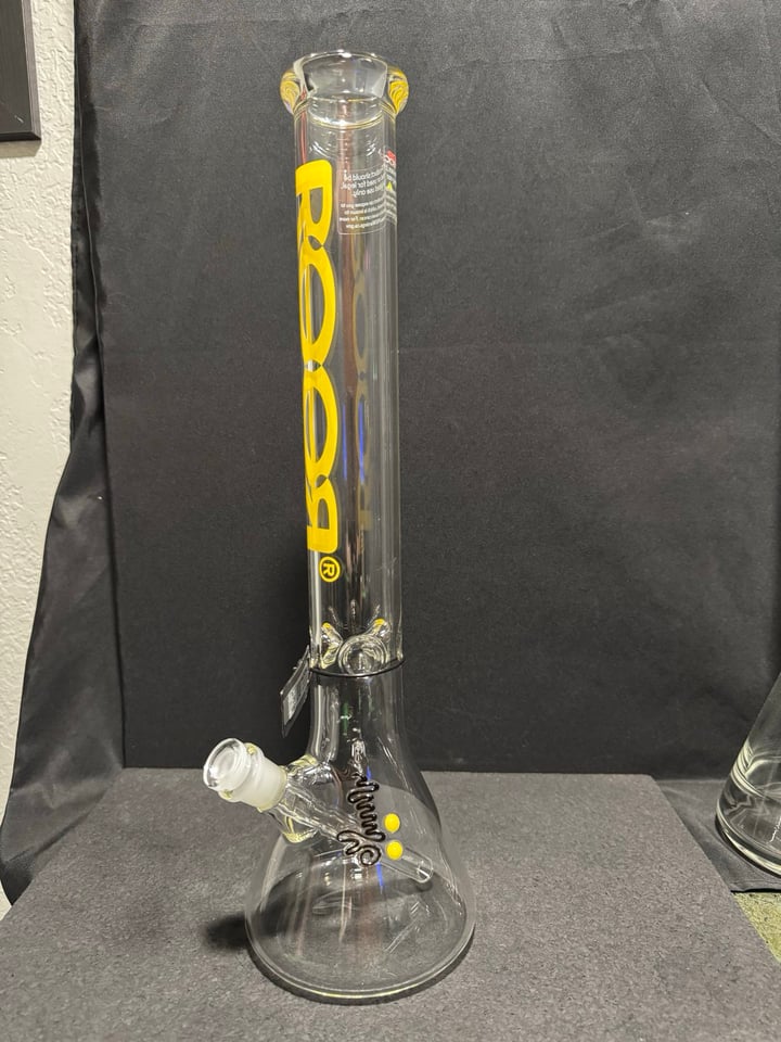 Roor US beaker | Shop RooR on GlassPass
