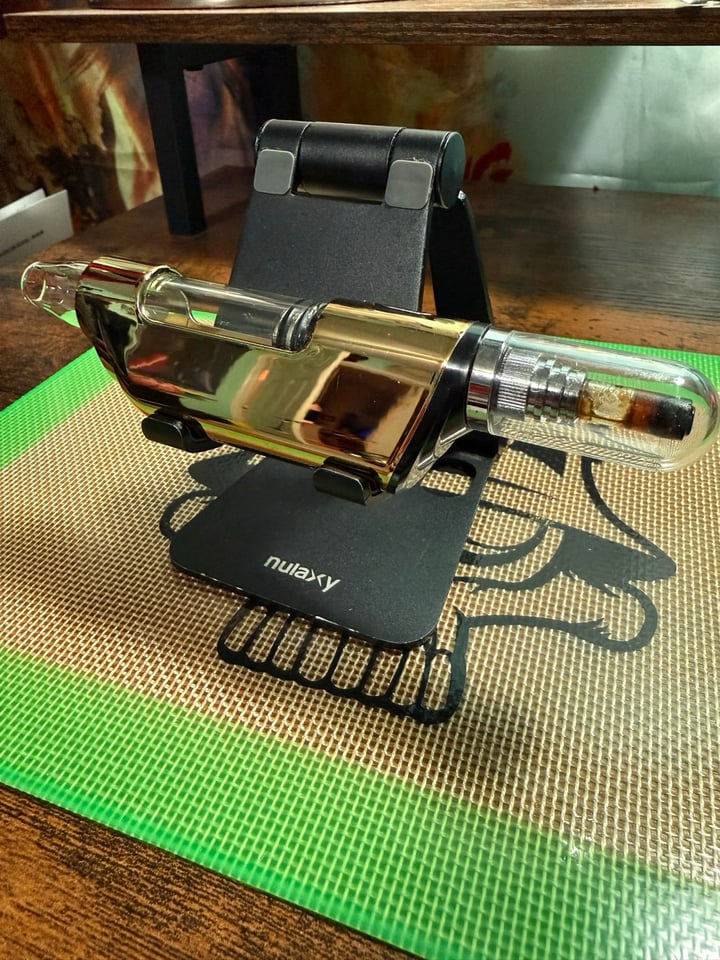 Lookah Seahorse Pro Plus Gold | Shop Lookah on GlassPass