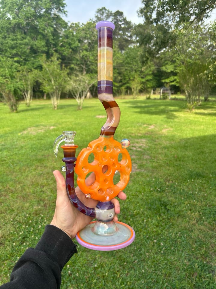 Uzzi Swiss Perc | Shop Uzzi Glass on GlassPass