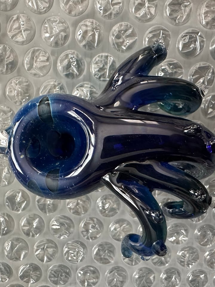 Octo-Pipe | Shop Dry Pipes on GlassPass