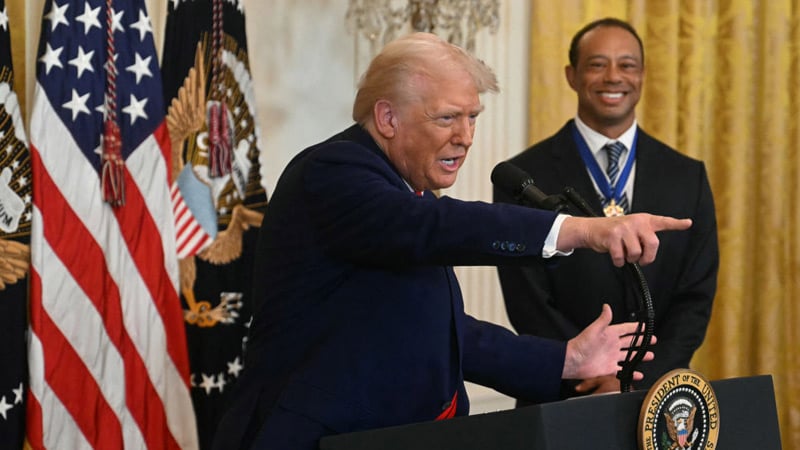 Watch: Crowd Boos As Trump Introduces Pfizer CEO Albert Bourla Watch: Crowd Boos As Trump Introduces Pfizer CEO Albert Bourla