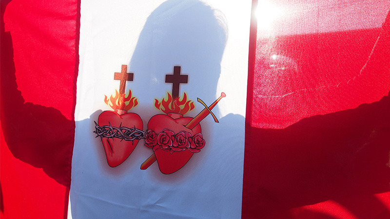 Justice Alito’s Wife says She Wants ‘Sacred Heart of Jesus Flag’ to ...